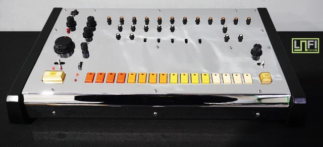 ROLAND TR-808 CLASSIC 80's Analogue Drum Machine W/ Custom Faceplate ...