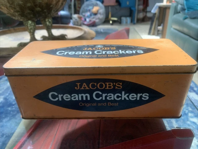 VINTAGE JACOBS CREAM Crackers Tin with Hinged Lid - approx. 22cm x 7 ...