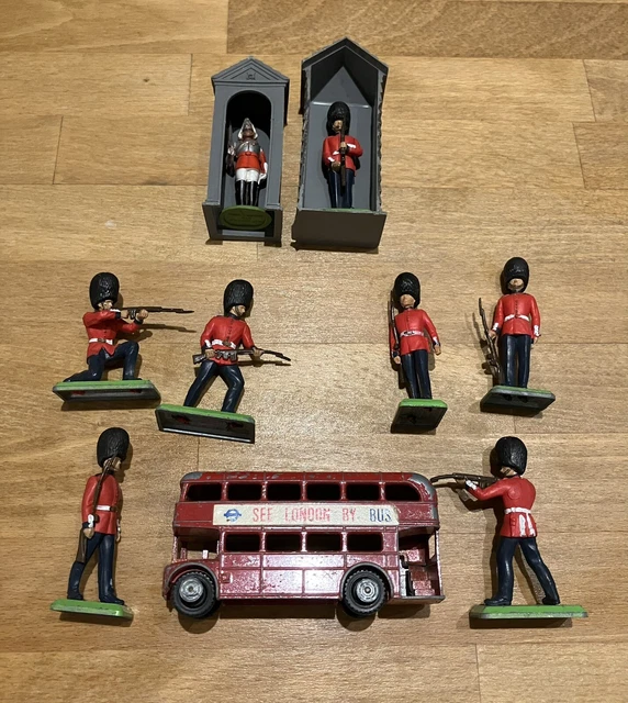 BRITAINS LTD LONDON Guards Toy Soldiers, station boxes & London Bus £38 ...