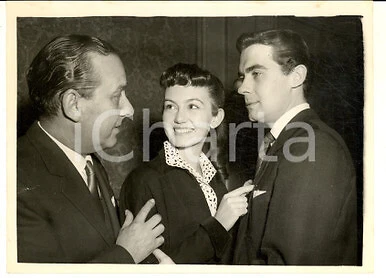 1955 CINEMA JANETTE SCOTT e Vernon GRAY con il produttore Mario ZAMPI ...