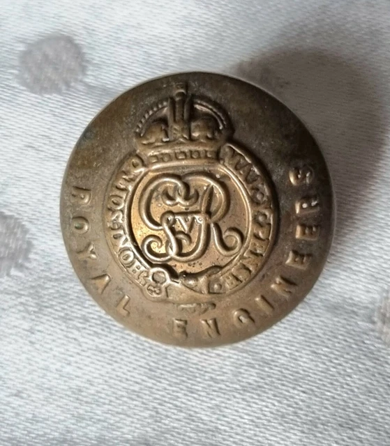 ORIGINAL WW1 GEORGE V KC Royal Engineers brass uniform button 24mm ...
