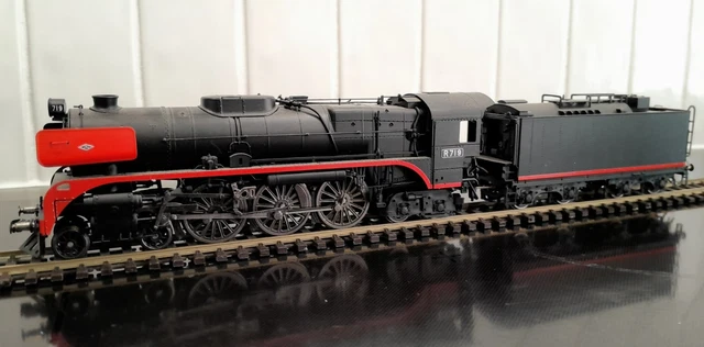 EUREKA HO SCALE R Class Steam Locomotive R719 Oil Burner And Sound $900 ...