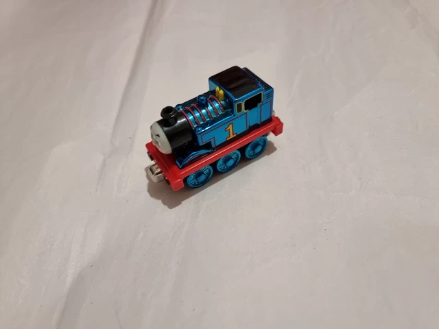 THOMAS THE TANK & Friends TAKE N PLAY ALONG LIMITED EDITION METALLIC ...