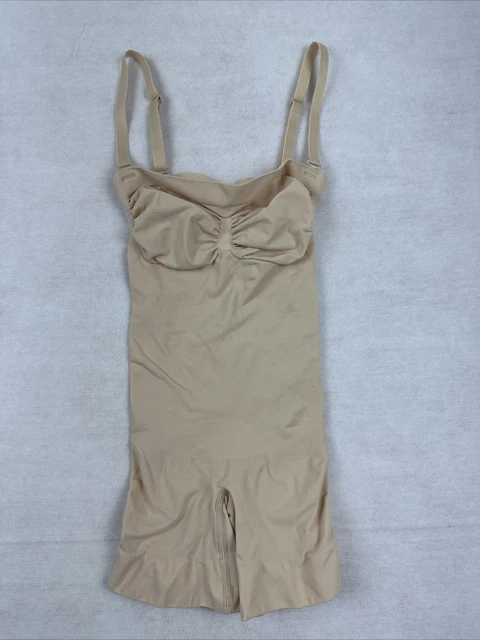 SKIMS SEAMLESS SCULPT Strapless Shortie Shapewear Shorts Bodysuit Sand ...