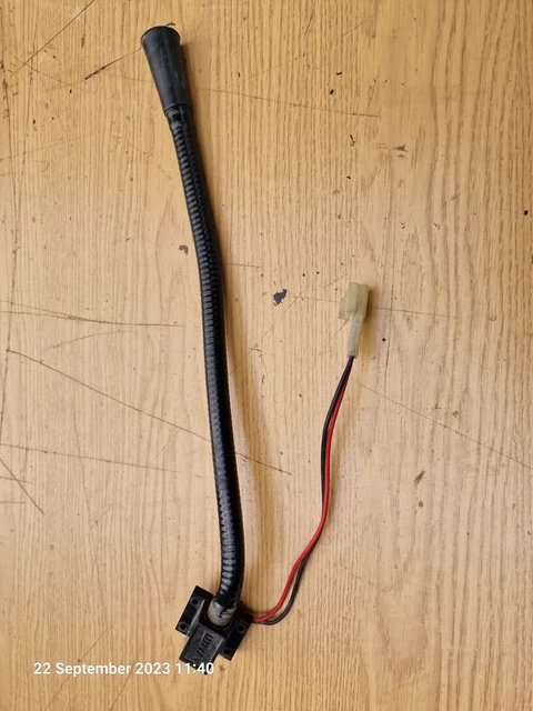 LAND ROVER DEFENDER XD Wolf WMIK. Used map light complete £25.00 ...