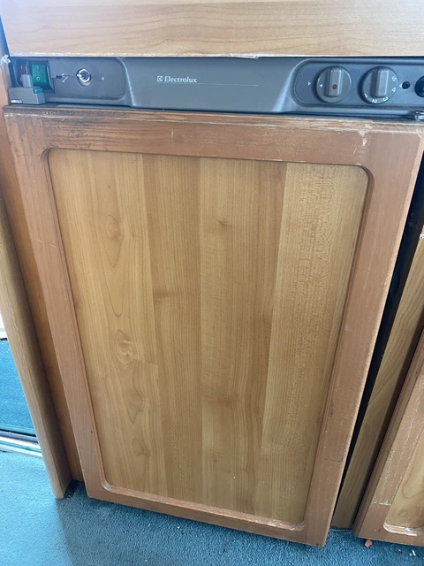 CARAVAN CAMPER MOTORHOME Electrolux 3 Way Fridge Rm4230 £145.00 ...