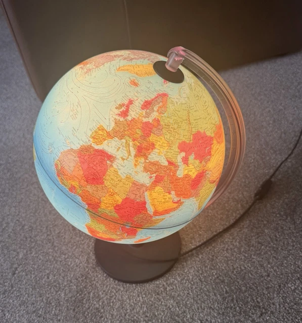 WORLD GLOBE NIGHT Light- Nice detailed map of the world-Childs Room ...
