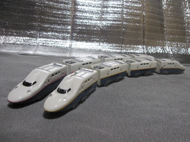 PLARAIL E4 SERIES Shinkansen Max 4-Car Set New Color Old Color E4 ...