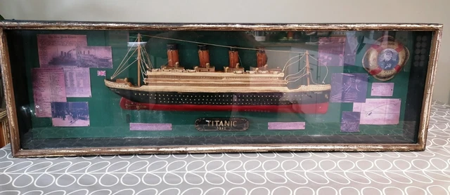 LARGE RMS TITANIC Model In Display Case £90.00 - PicClick UK