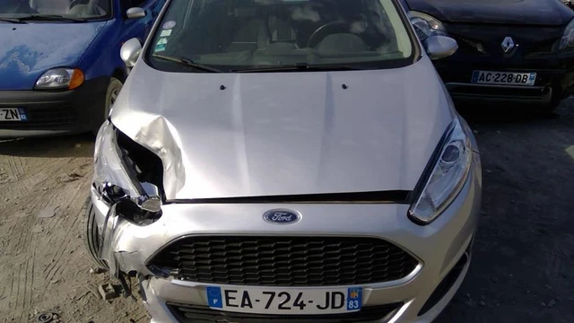 CONTACTEUR FEU STOP FORD FIESTA 6 PHASE 2 4832217 EUR 16,00 - PicClick FR