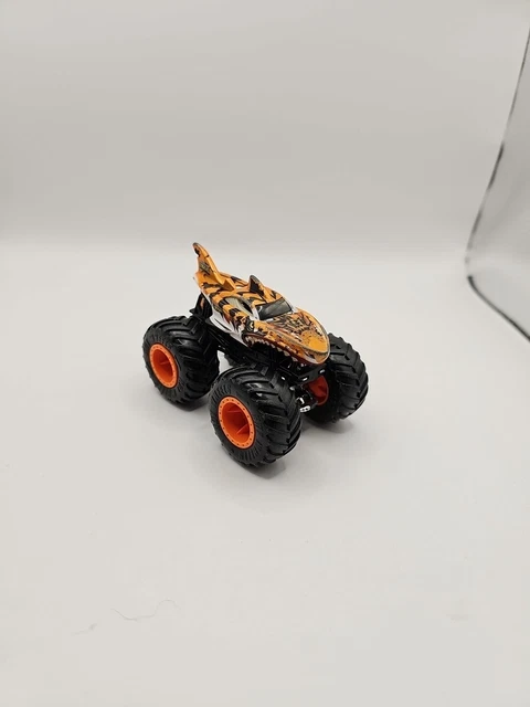 HOT WHEELS MONSTER Jam Monster Truck Tiger Shark 1:64 Scale Diecast ...