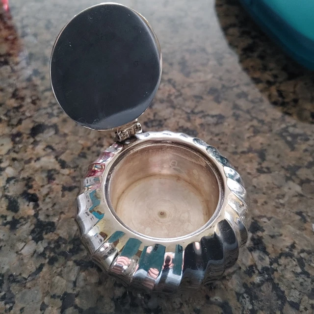 VINTAGE CHROME ART Deco Style Ashtray with Lid Small Tobacciana $43.00 ...