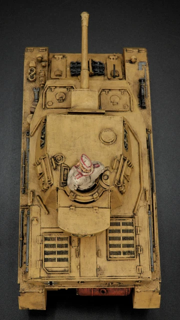 1/35 DAK PZKPFW IV with Commander - Built and Painted £32.91 - PicClick UK