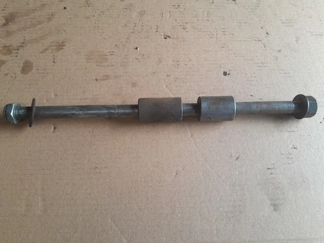 TRIUMPH BONNEVILLE T120 T140 = Bottom Engine Bolt = Tr6 Tr7 £26.00 ...