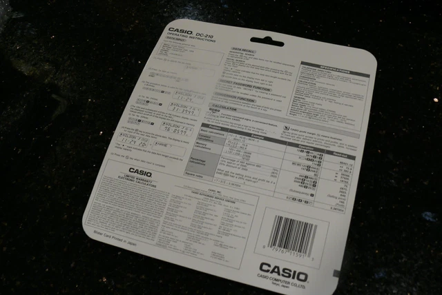 VINTAGE HANDHELD CASIO Credit Card Calculator DC-210 NEW Data BANK ...