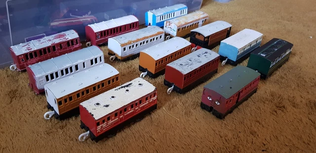 TOMY TRACKMASTER THOMAS and Friends - Rake of Various Coaches £34.00 ...