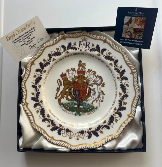 ROYAL CROWN DERBY Gadroon Plate Diamond Jubilee Ltd Edition New in Box ...