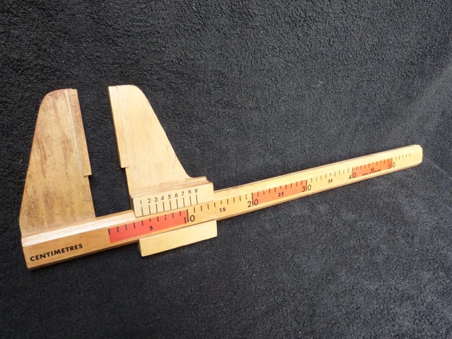 VINTAGE WOODEN MEASURING GAUGE RULE CMS ENGLAND 1970s £9.99 - PicClick UK