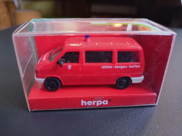 HERPA VW BUS T4 Caravelle "Feuerwehr" - OVP - 1:87 (041904) EUR 7,99 - PicClick DE