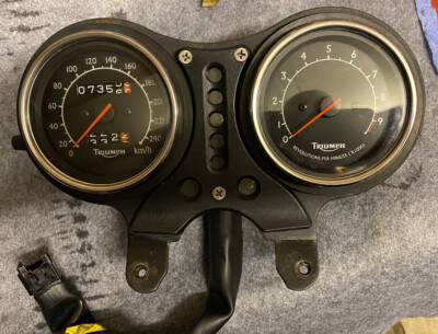 TRIUMPH THUNDERBIRD/ADVENTURER/LEGEND SPEEDOMETER and Tachometer KPH £ ...