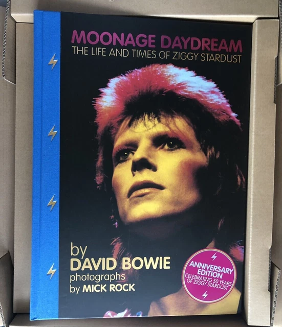 MOONAGE DAYDREAM DAVID BOWIE Book Mick Rock Publishers Copy Genesis ...