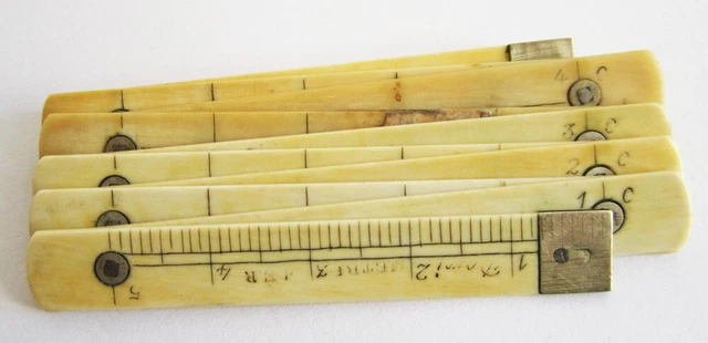 DEMI-METRE ANCIEN BELLE qualité. Signé J E. R. EUR 19,99 - PicClick FR