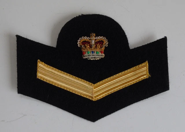 ROYAL NAVY HMS RALEIGH Class Captain Uniform Bullion Rank Badge £2.99 ...