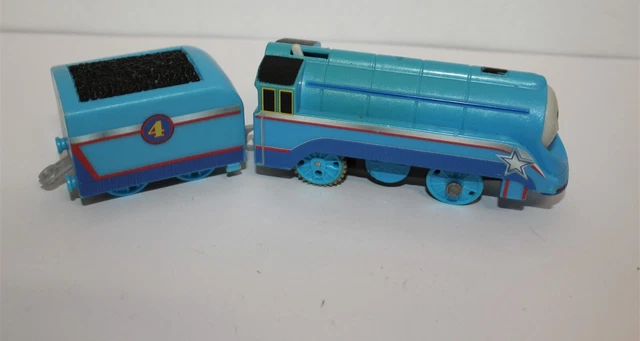 THOMAS & FRIENDS Shooting Star Gordon & Tender Motorized Trackmaster ...