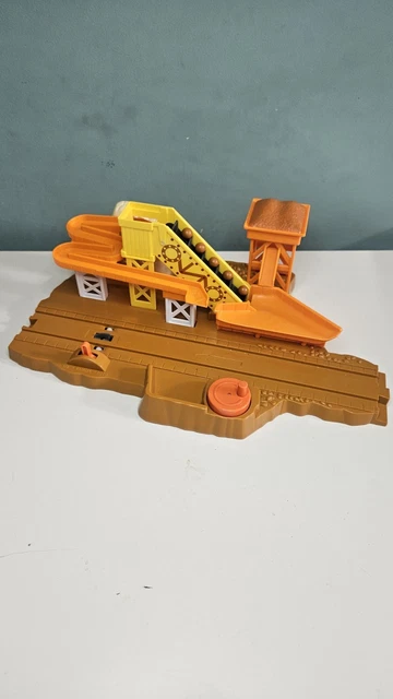 TOMY THOMAS SODOR Quarry Loader Track Trackmaster Tomy Set Working £14. ...