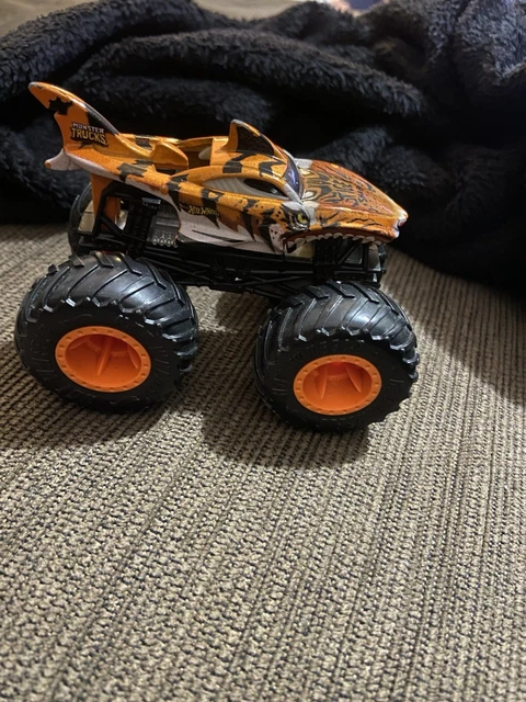 HOT WHEELS MONSTER Jam Tiger Shark Monster Truck 1/64 Die Cast Toy $15. ...