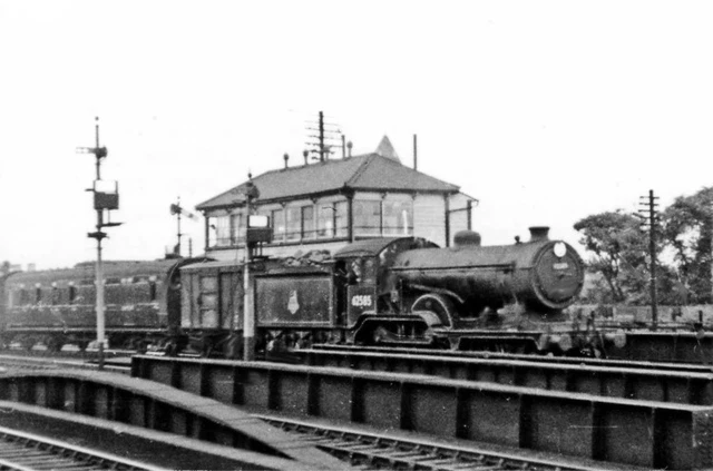 PHOTO LNER D16 Class 4 4 0 No. 62585 Entering Oxford 1954 £3.00 ...