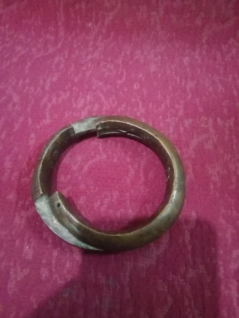 BRACELET D ESCLAVE EN BRONZE faces gravées, art africain , Objet ...