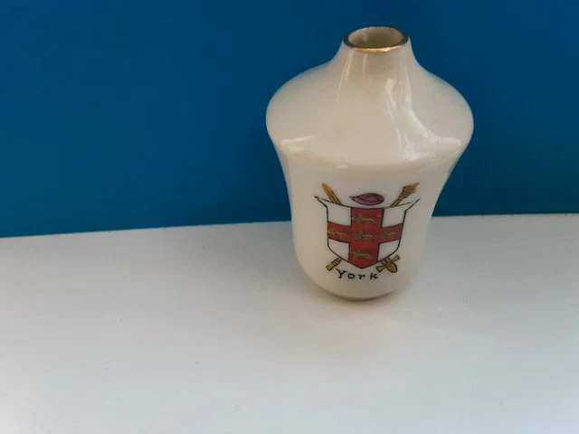 VINTAGE CRESTED CHINA Model Of A Chester Roman Vase - York, North ...