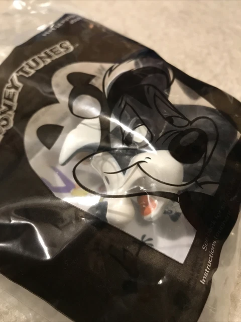 LOONEY TUNES PEPE Le Pew Skunk Toy Figure Stickers McDonald's Happy ...