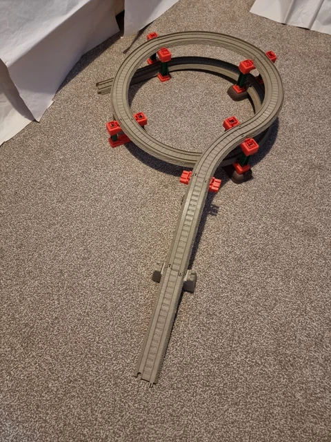 THOMAS THE TANK Engine & Friends Trackmaster DELUXE SPIRAL TRACK PACK ... THOMAS THE TANK Engine & Friends Trackmaster DELUXE SPIRAL TRACK PACK ...