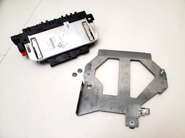 MERCEDES R230 SL SAM Control Unit & Fuse Box - Rear - A2305453032 £179. ...