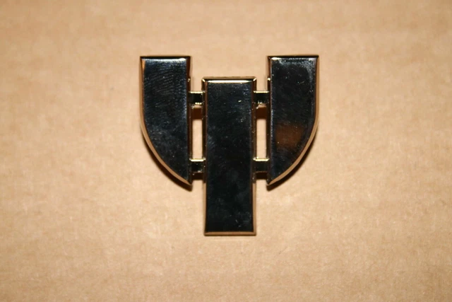 RHODESIAN RHODESIA ARMY Psychological Operations Unit Pou Beret Badge £ ...