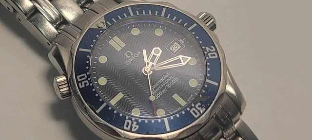 OMEGA SEAMASTER 300 2561.80 James Bond CON EXTRA EUR 1.208,34 - PicClick IT