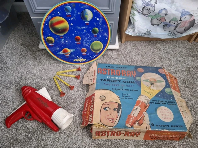 VINTAGE CHAD VALLEY Astro Ray Gun 1965 Space Rare. £52.71 - PicClick UK