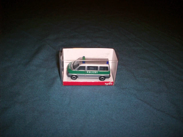 HERPA POLIZEI VW T4 Caravelle - Mannschaftsbus - Best.Nr. 047708 Neu in OVP EUR 9,00 - PicClick DE