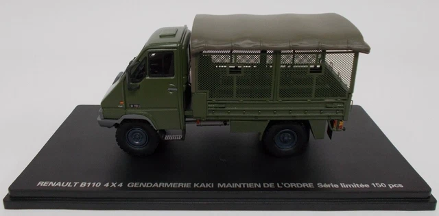 PERFEX, RENAULT MASTER B110 4x4 Gendarmerie Truppentransporter khaki ...