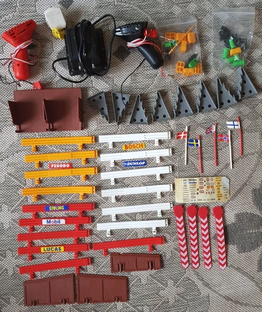 SCALEXTRIC CLASSIC 1:32 Barriers, Power pack. Knight Rider 1986 Jump ...