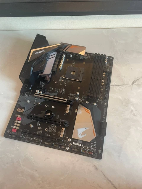 GIGABYTE AORUS B450 pro, atx motherboard, DDR4 ram support, untested ...