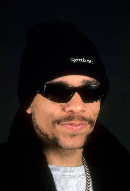 RAPPER ICE T appears in a portrait taken on March 3 1992 in New Yo- Old ...