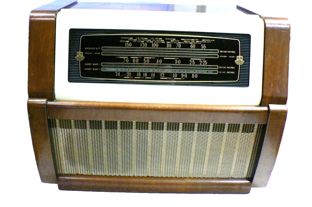 REGENTONE RADIOGRAM - RARE 50's VINTAGE VALVE RADIO & RECORD PLAYER ...