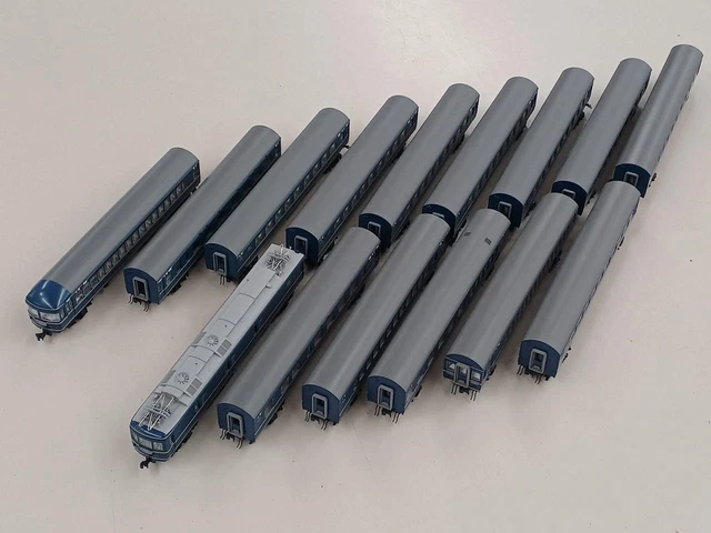 KATO 20 SERIES Sleeper Limited Express Sakura 15-Car Set 10-1353/10-367 ...