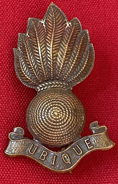 WW2 ROYAL ARTILLERY 'Ubique' British Military Cap Badge - copper lugs £ ...