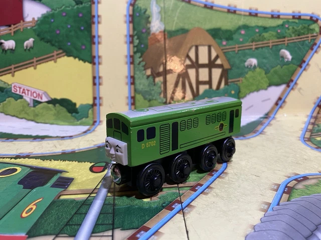 THOMAS AND FRIENDS wooden railway trains Boco In Excellent Condition £ ...