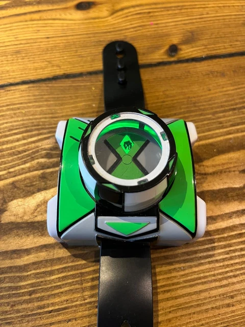 BEN 10 DELUXE Omnitrix Watch Kids Toy By Playmates Working £14.45 ...
