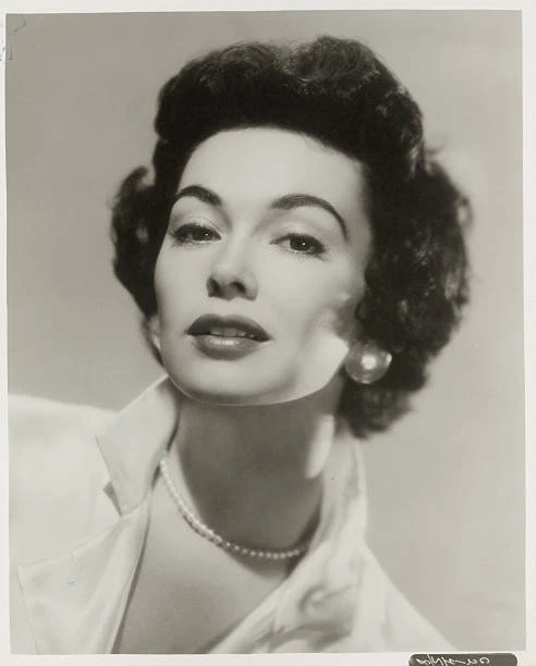 ACTRESS BARBARA RUSH 1958 OLD MOVIE PHOTO $8.50 - PicClick AU